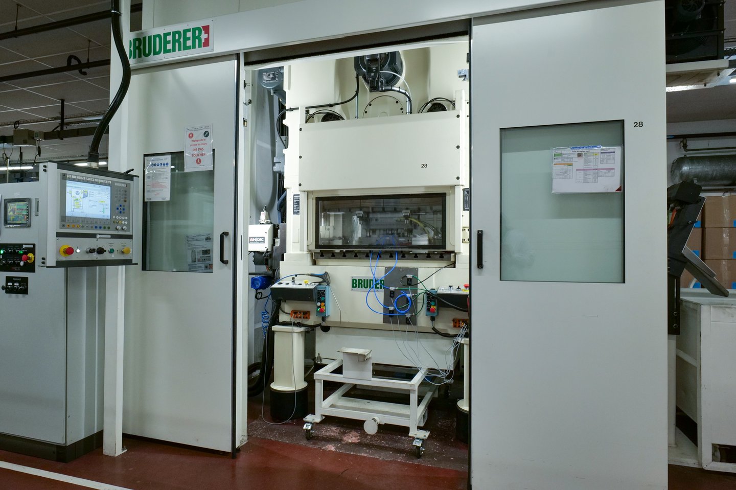 Ema Pharma | French manufacturer of injectable pharmaceutical capsules